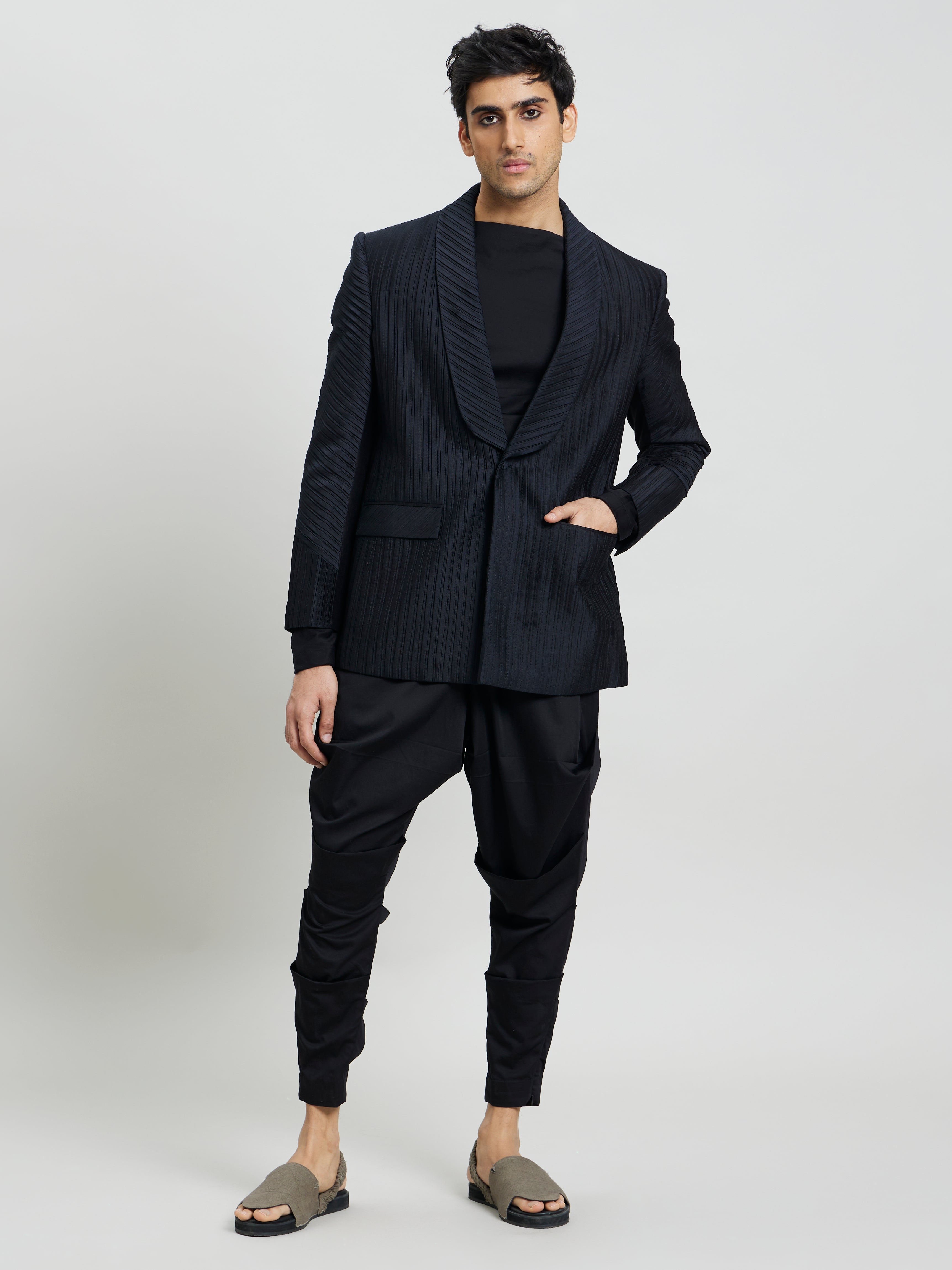 Pleat Jacket – Antar-Agni